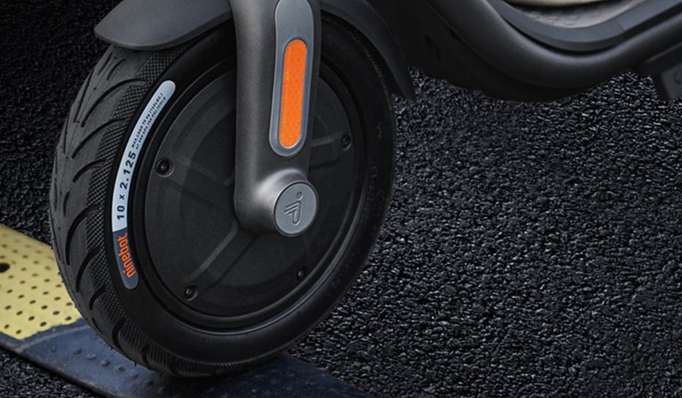 F30 | Segway-Ninebot